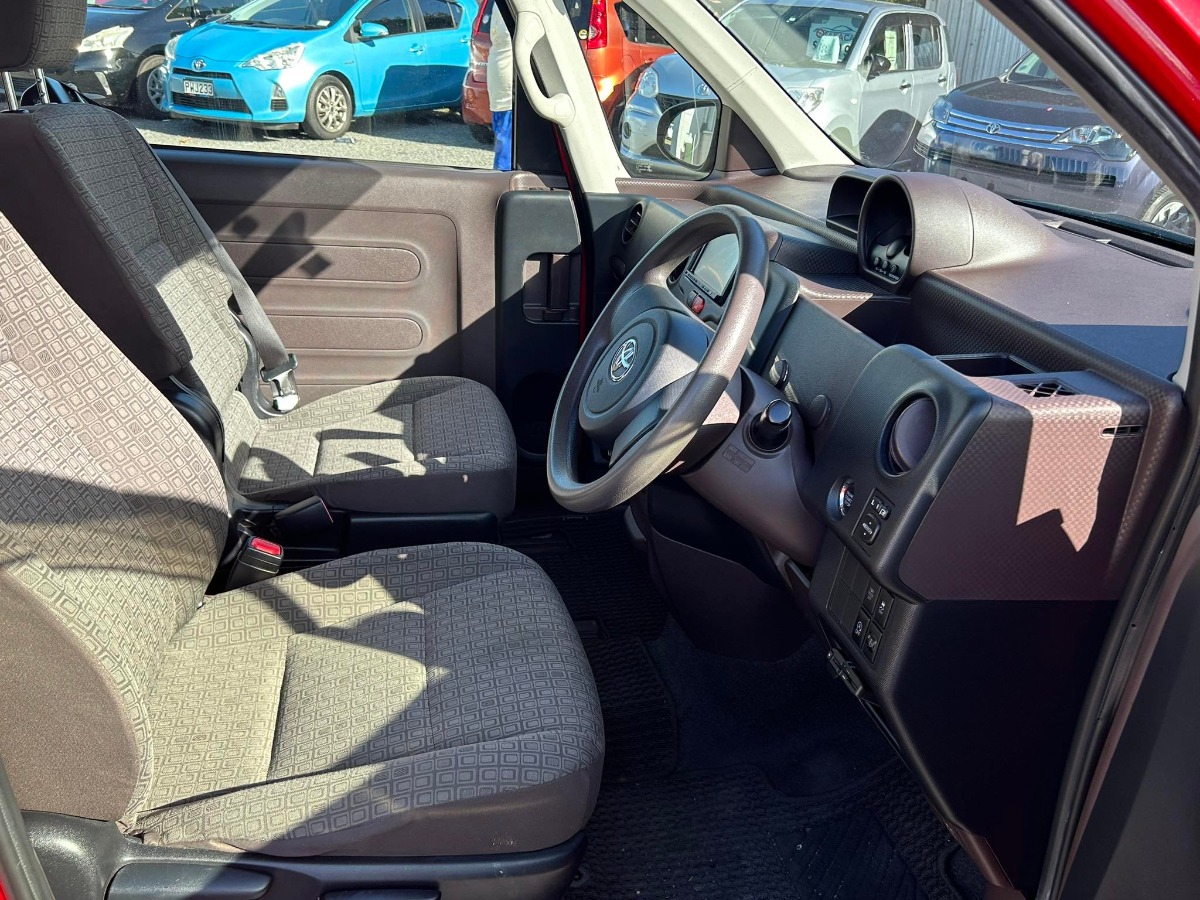 2012 Toyota Spade X | Osaka Carz