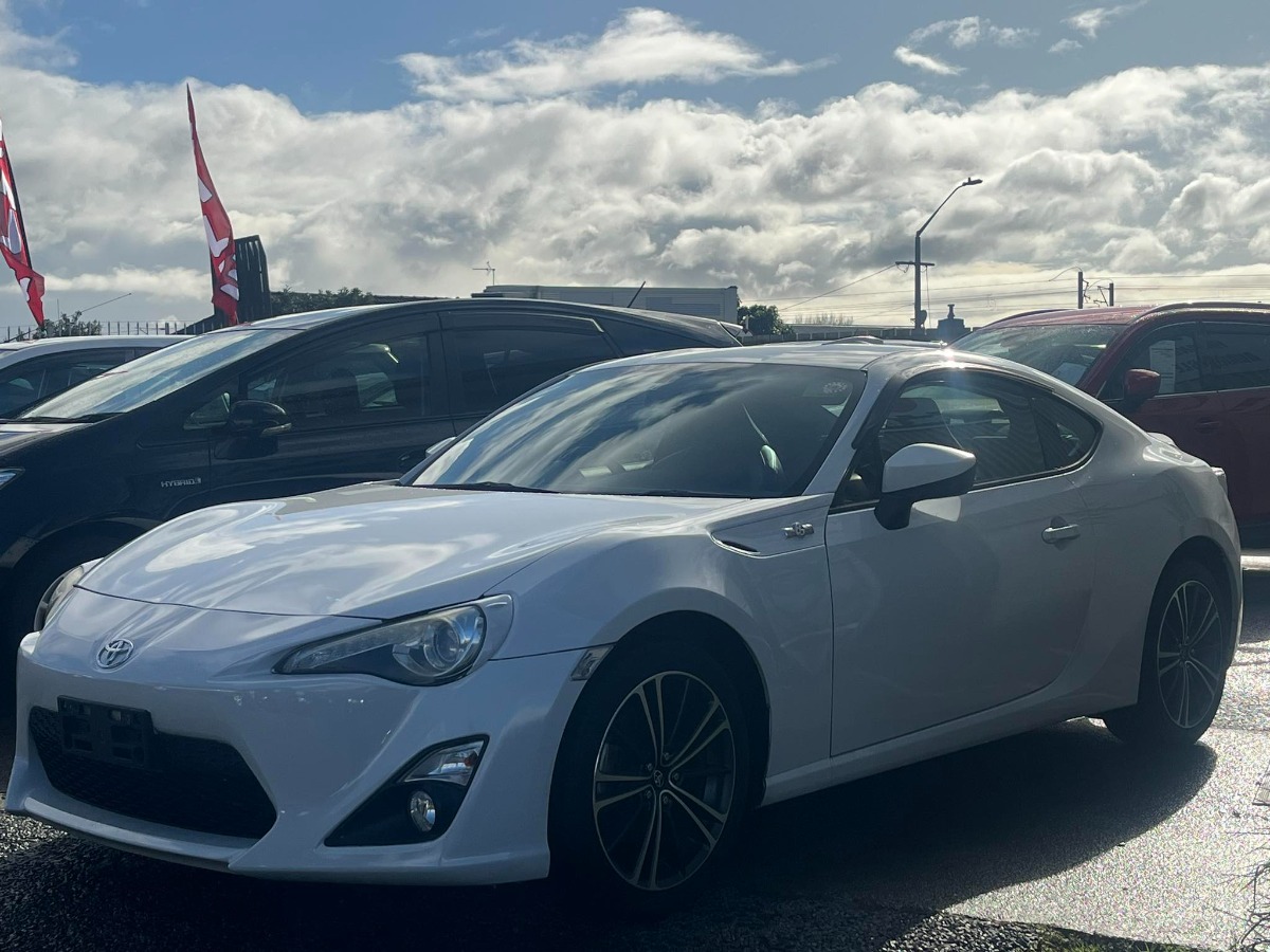 2012 Toyota 86 GT | Osaka Carz