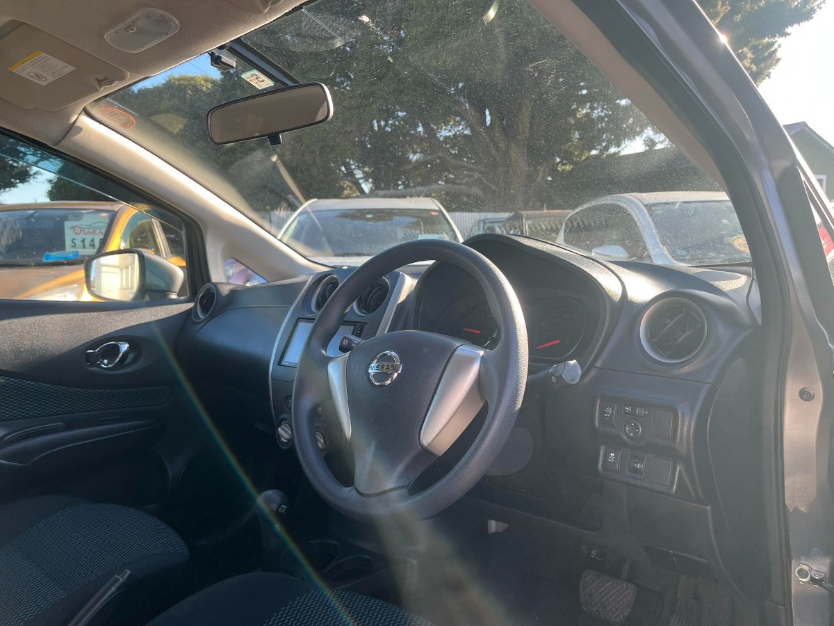 2015 Nissan Note X | Osaka Carz